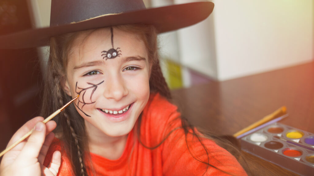 DIY Face Paint for a Healthier Halloween – House & Homestead